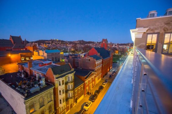 Cincinnati Rooftop Wedding Venues | Flash Cube Photo Booths